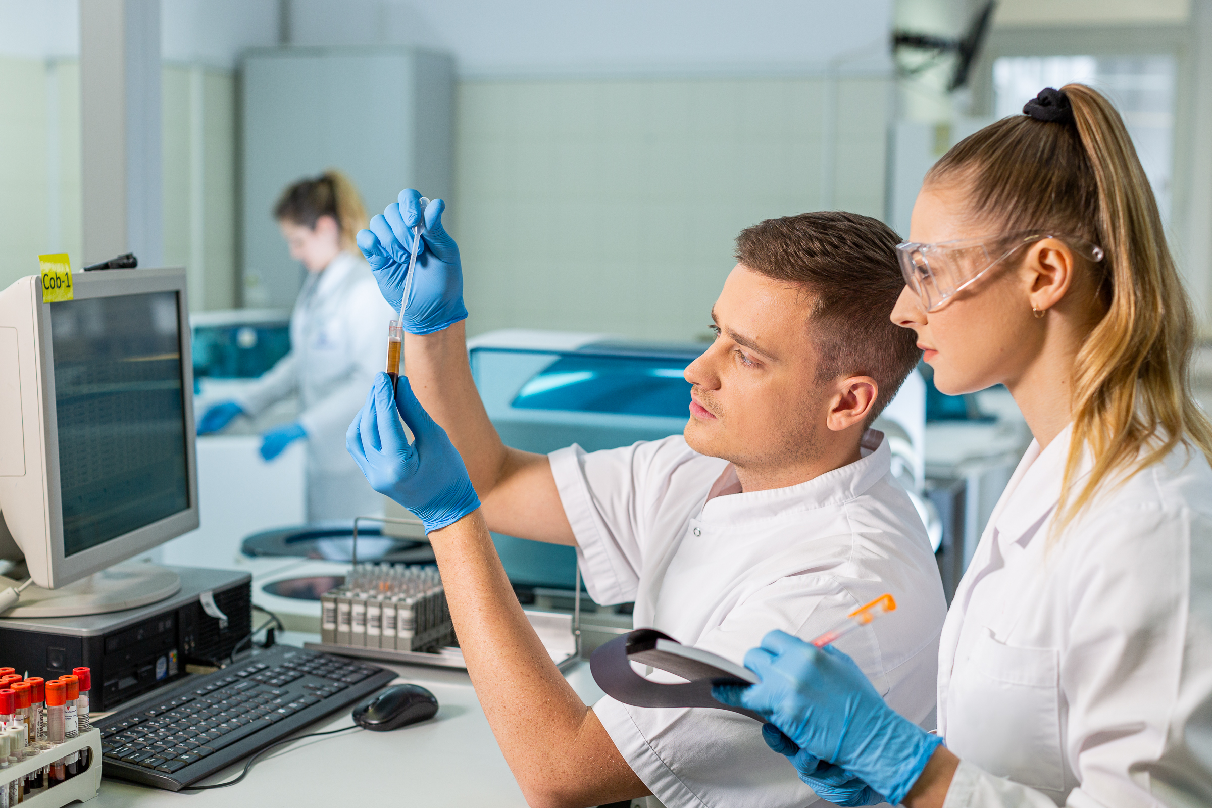 Synevo România inaugurează la Ploiești un laborator și un nou centru de ...